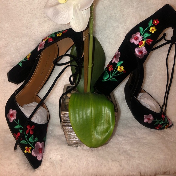 Shoes | Flower Block Heels | Poshmark